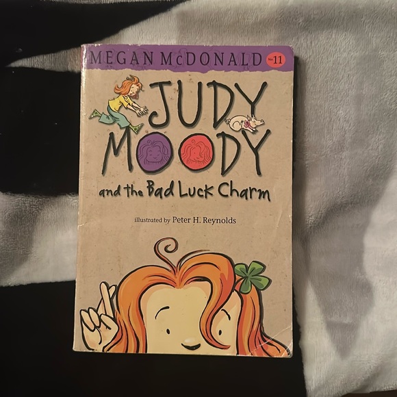 Scholastic | Other | Scholastic Reading Book Judy Moodyand The Bad Luck ...